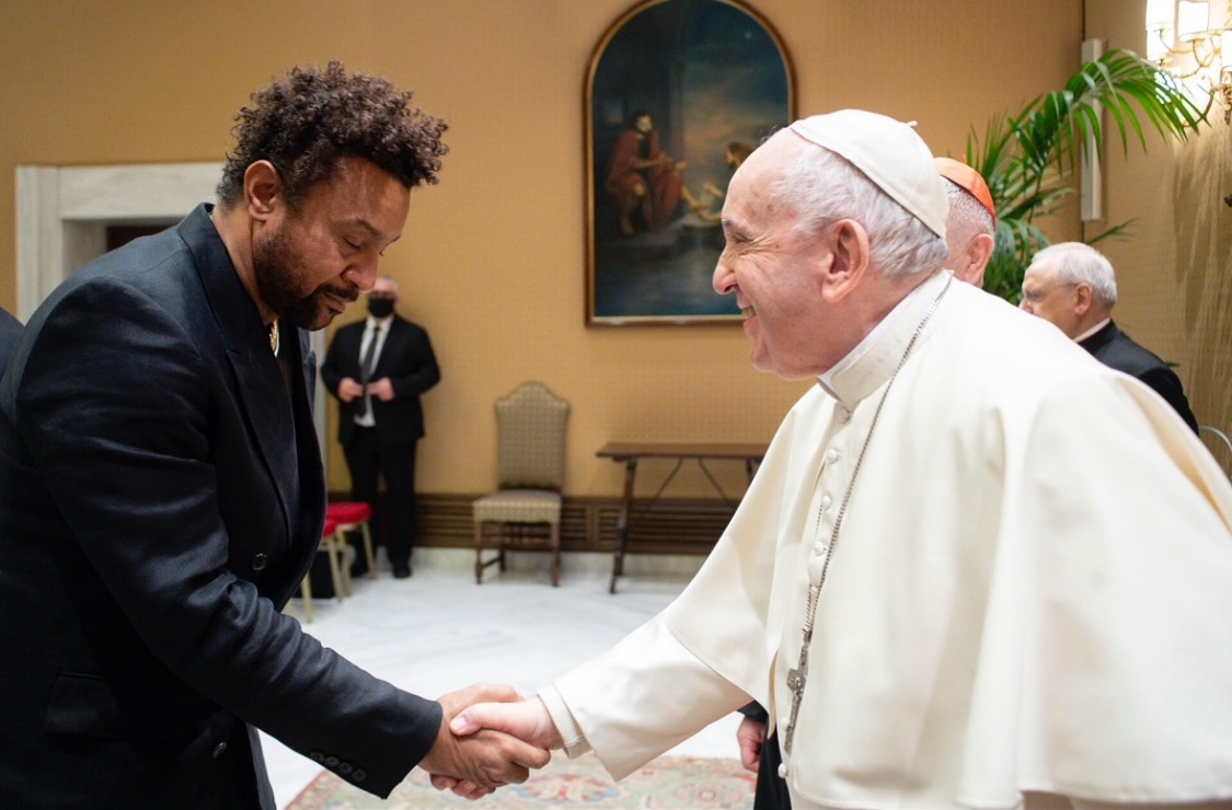 “Walk Good, Pope Francis”: Shaggy Leads Tribute as World Mourns Passing ...
